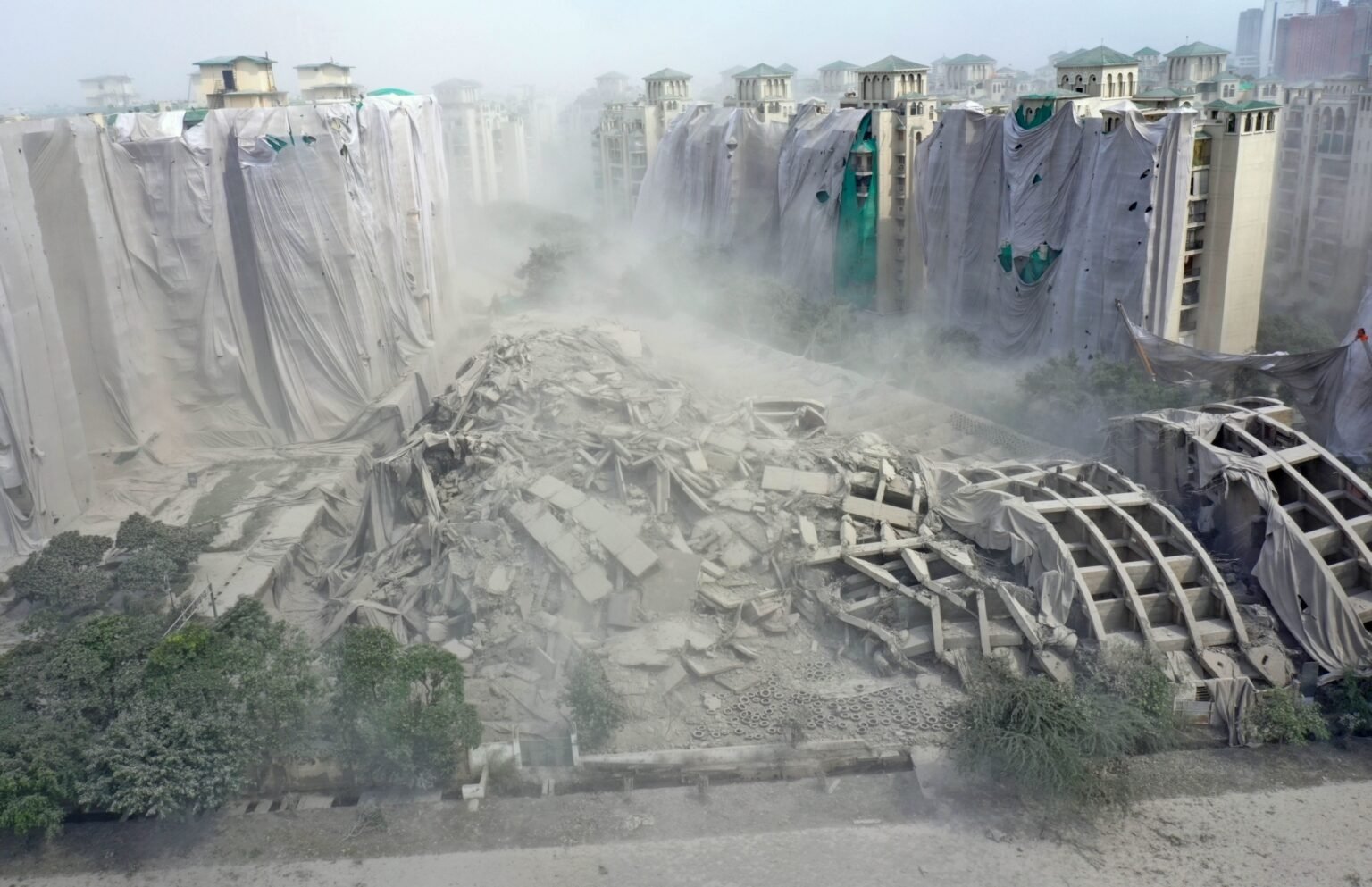 Noida Twin Towers Demolition: Just Debris Now - IndiaWest News