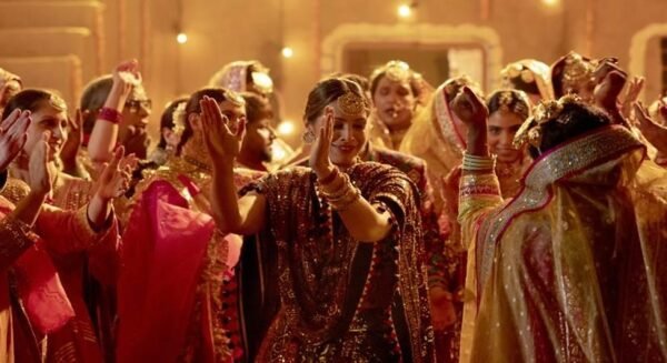 Abu Jani, Sandeep Khosla’s Film Celebrates Male Performer Noor Zora ...