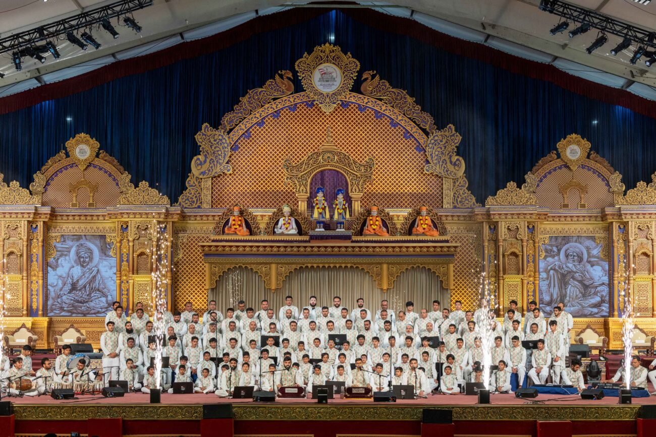 BAPS NJ Hosts Program Celebrating Role Of Guru - IndiaWest News